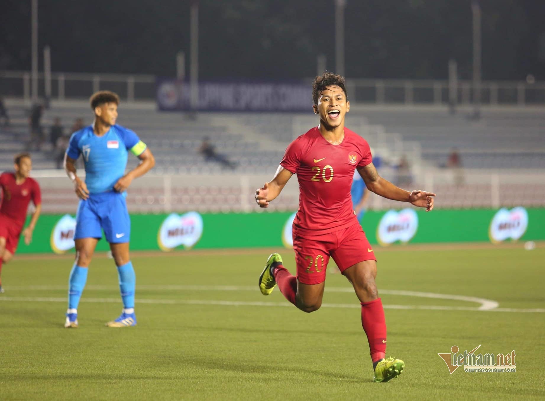 U22 Indonesia hạ U22 Singapore 2-0, chờ đấu U22 Việt Nam