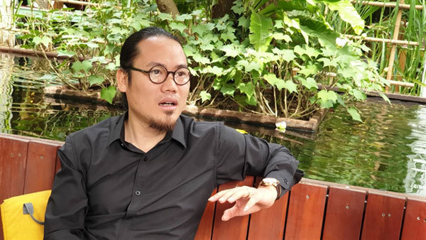 Comedian reveals sweat, tears behind the scenes