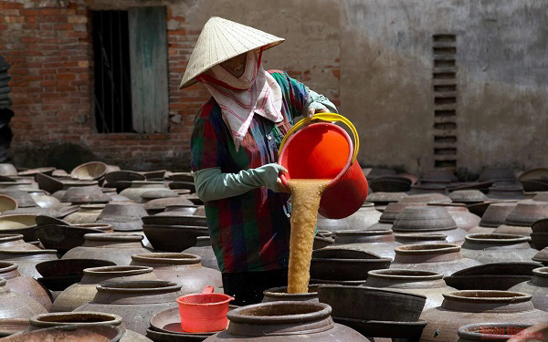 Unique traditional craft of soya sauce making in Ban Village