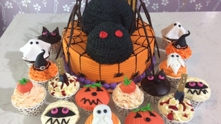 Strange Halloween gateaux amaze diners