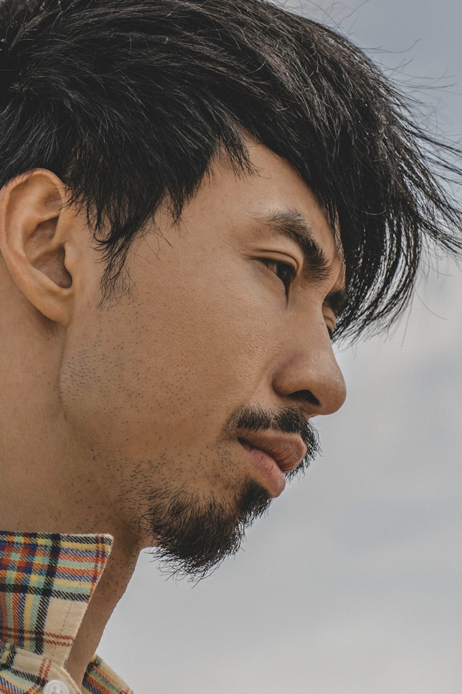 Đen Vâu từ công nhân dọn rác đến rapper tiền tỷ showbiz Việt