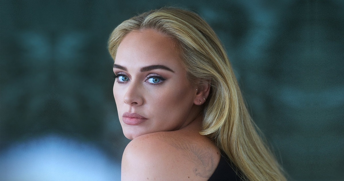 Adele khóc khi phải lùi lịch show diễn gấp do Covid-19